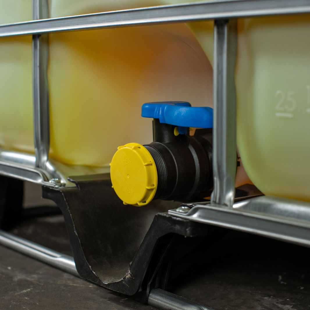 DOWFROST LC 25 Heat Transfer Fluid in 255 Gallon Tote – Go Glycol Pros™